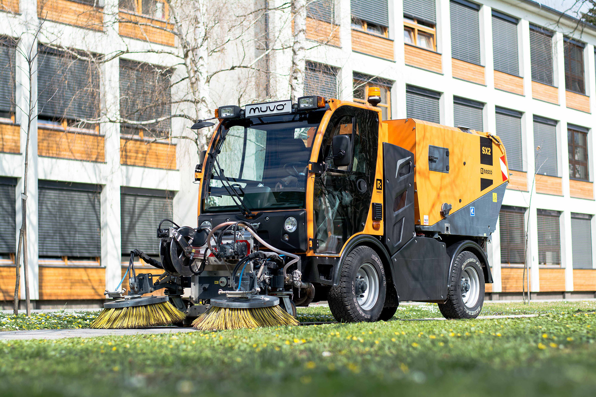 RASCO MUVO Multifunctional vehicle